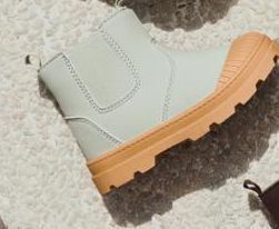 Boots offer at Ackermans